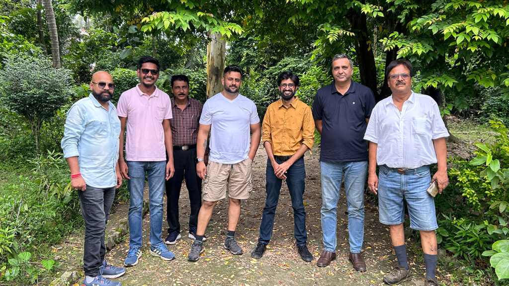 Tea Estate - ZETTA FARM